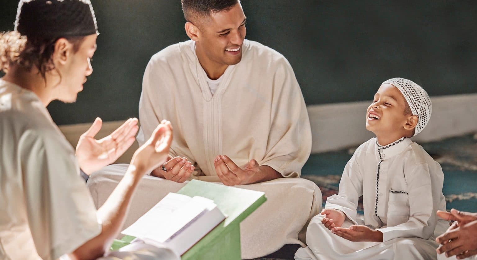 Good Deeds For Childern in islam and Teaching to Kids